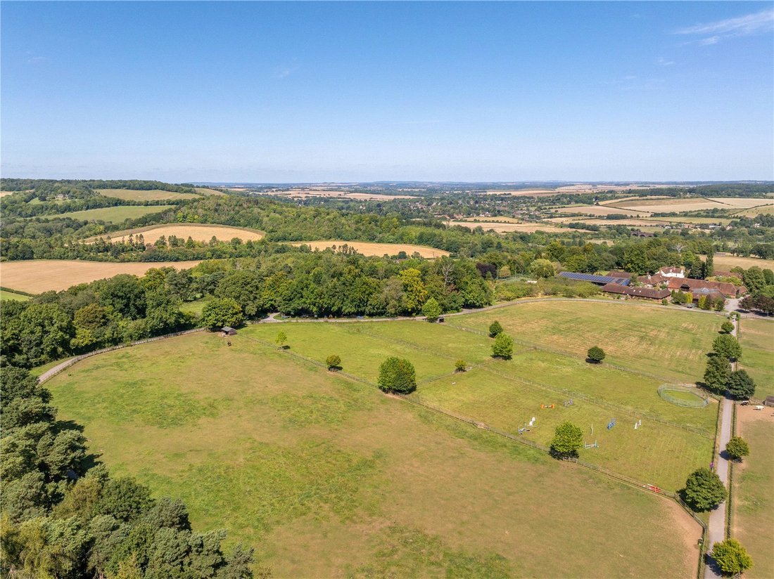 Lot 1 | Hillfields Farm, Lower In Lower Basildon, England, United ...