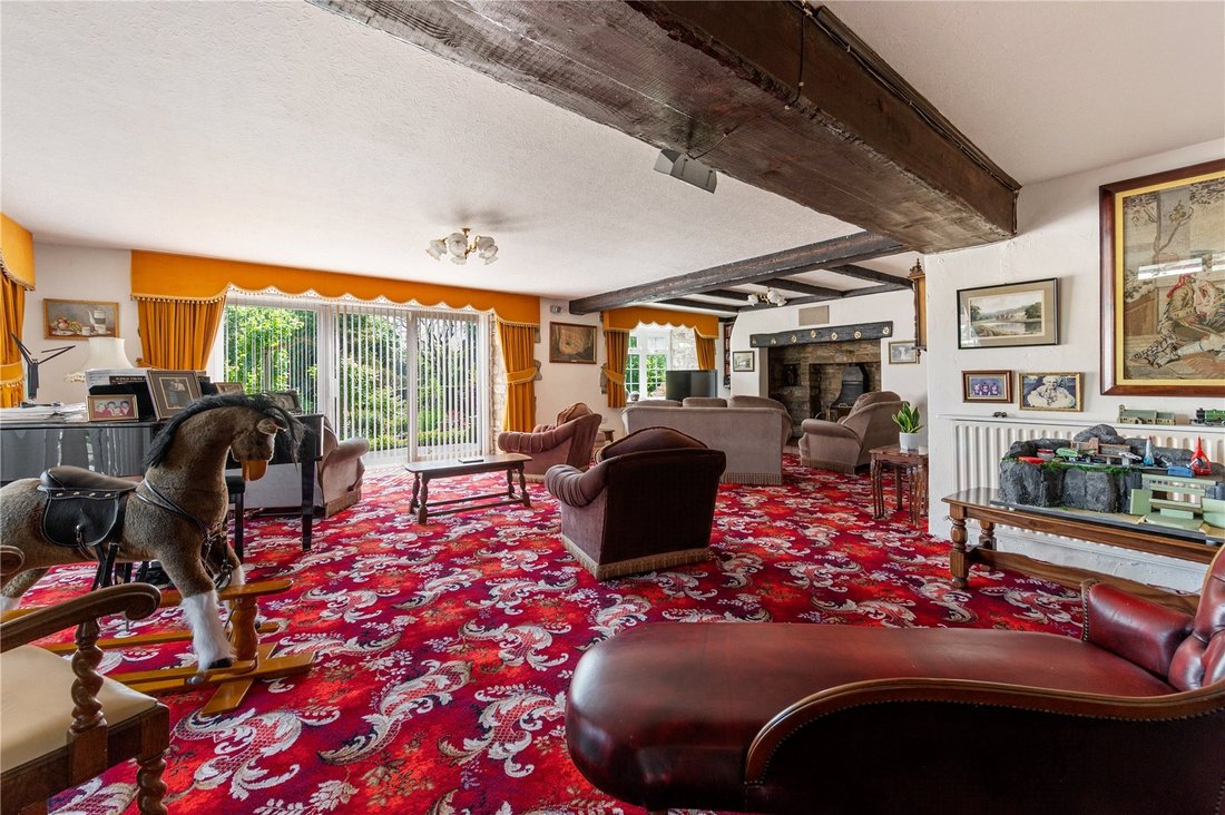 5 Bedroom Detached House For Sale In Mellor In Mellor, England, United ...