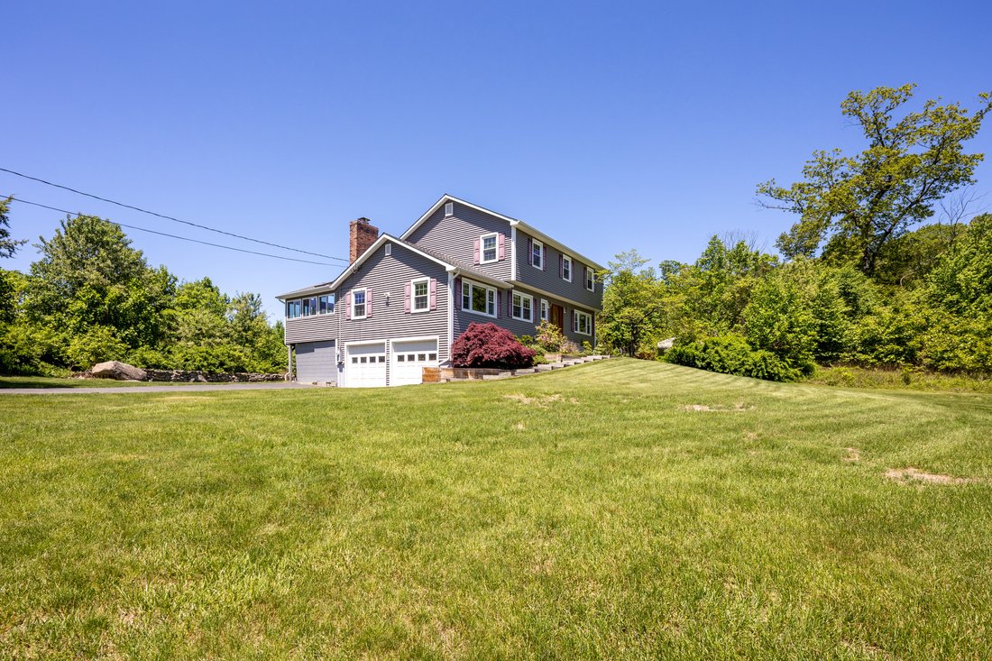 Exquisite, Quality Built Colonial In Brookfield, Connecticut, United ...