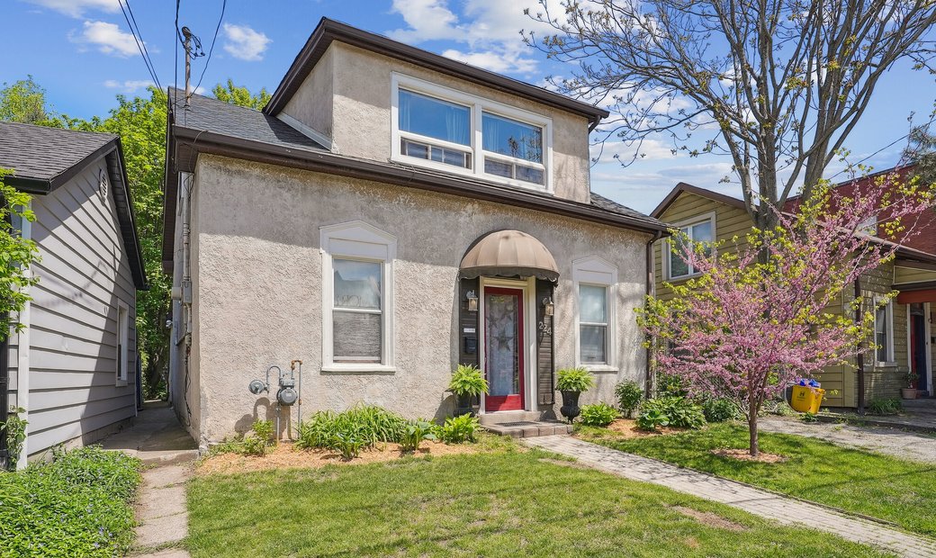 Rare Opportunity In Strathcona In Hamilton, Canada For Sale (15680065)