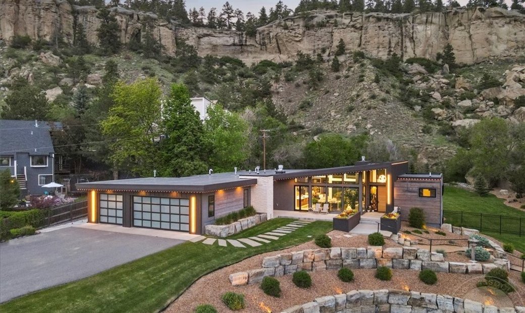 Luxury Smart Home With Panoramic Views In Billings, Montana, United ...