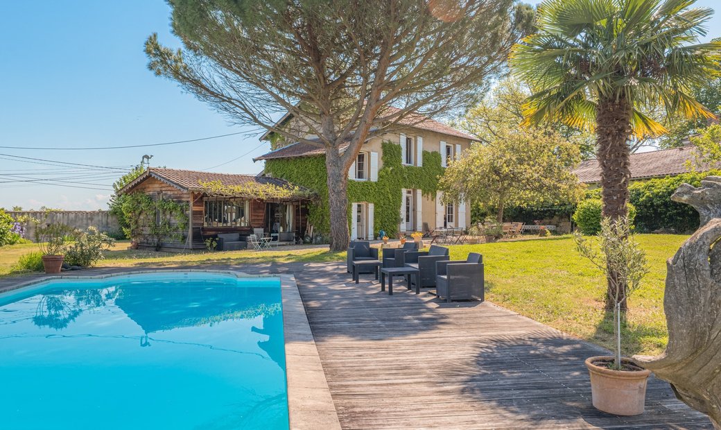 Saint Genis Laval – Vue In St Genis Laval, Auvergne Rhône Alpes, France ...