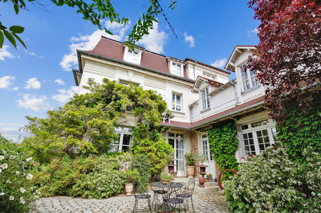 Fully Renovated Stone Mansion In The Heart Of In Orgeval, île De France ...