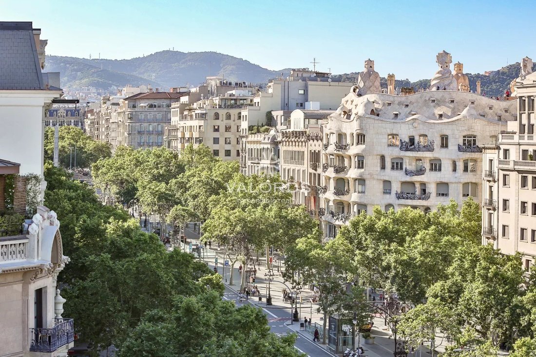 Barcelona Eixample Apartment 190m² 3 Rooms In Eixample, Barcelona ...