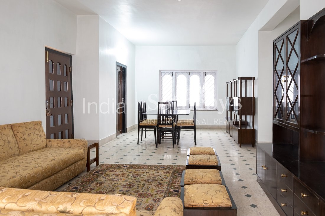 Bungalow In Lake Town, Kolkata In Kolkata, West Bengal, India For Sale ...