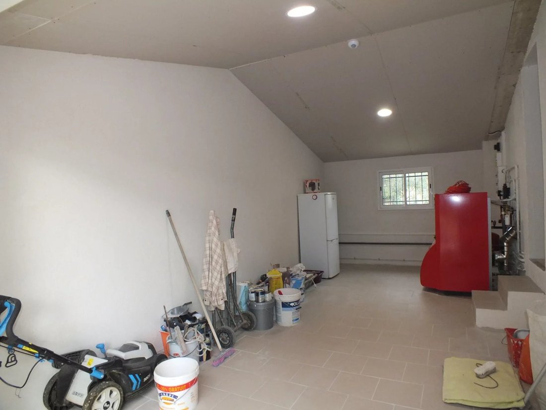 4 Room Villa 100 M2 In Mimet In Mimet, Provence Alpes Côte D'azur ...