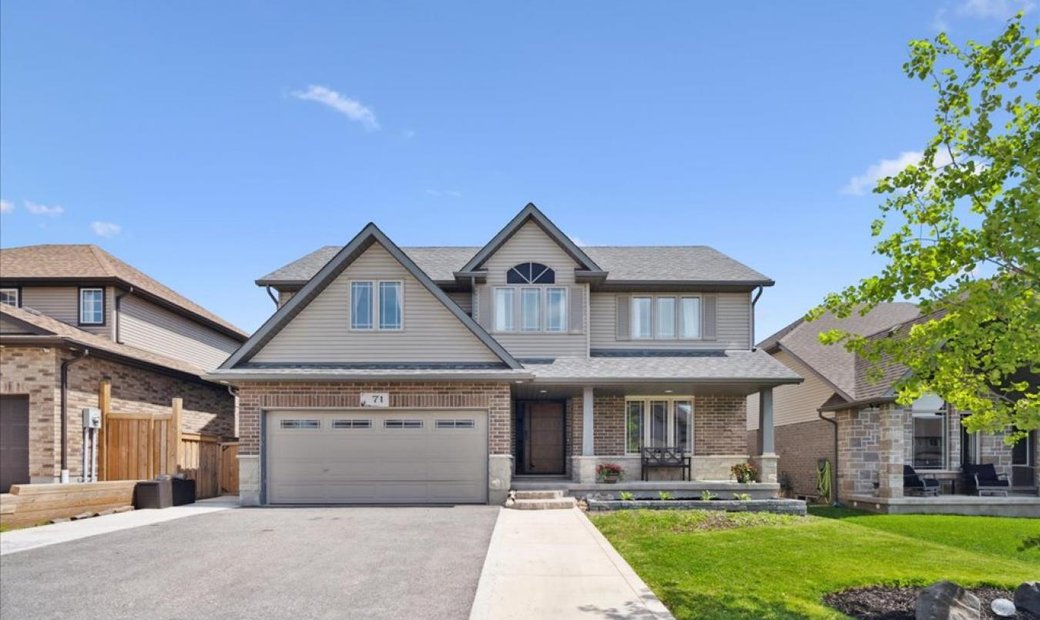 Backs Onto Elora Meadows Park! In Elora, Ontario, Canada For Sale ...