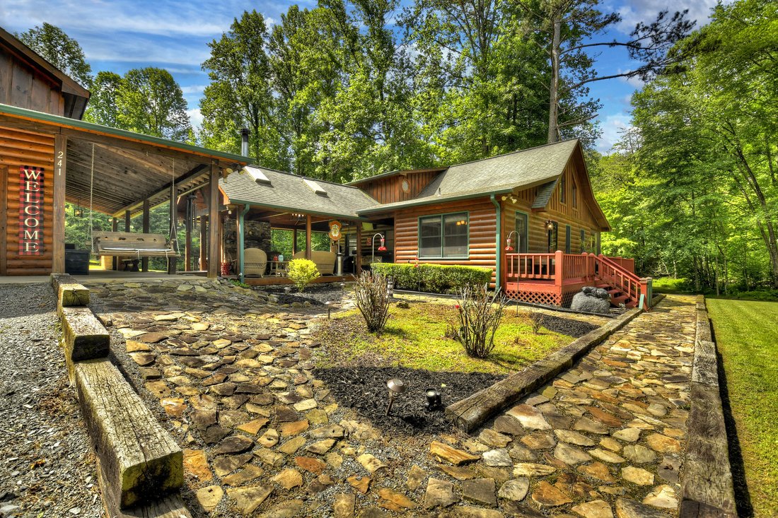 Un Complejo Montañoso Excepcional Donde En Blue Ridge, Georgia, Estados ...