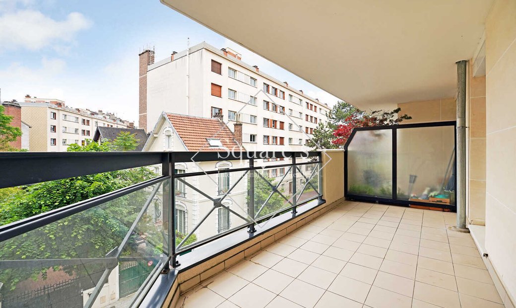 Appartement In La Garenne Colombes, île De France, France For Sale ...