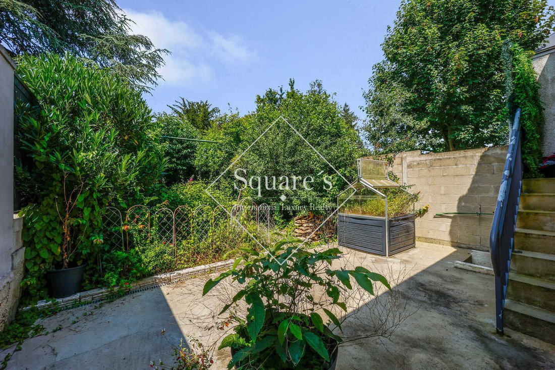 Maison In Garches, île De France, France For Sale (15701250)