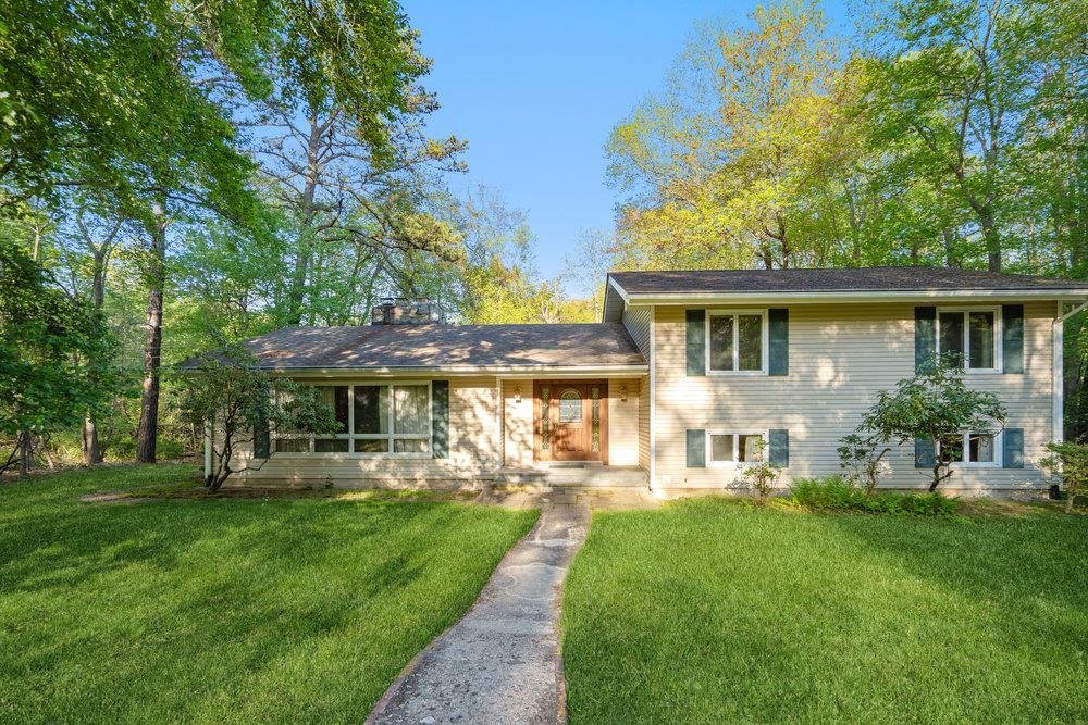 House Ridge In Ridge, New York, United States For Sale (15699892)