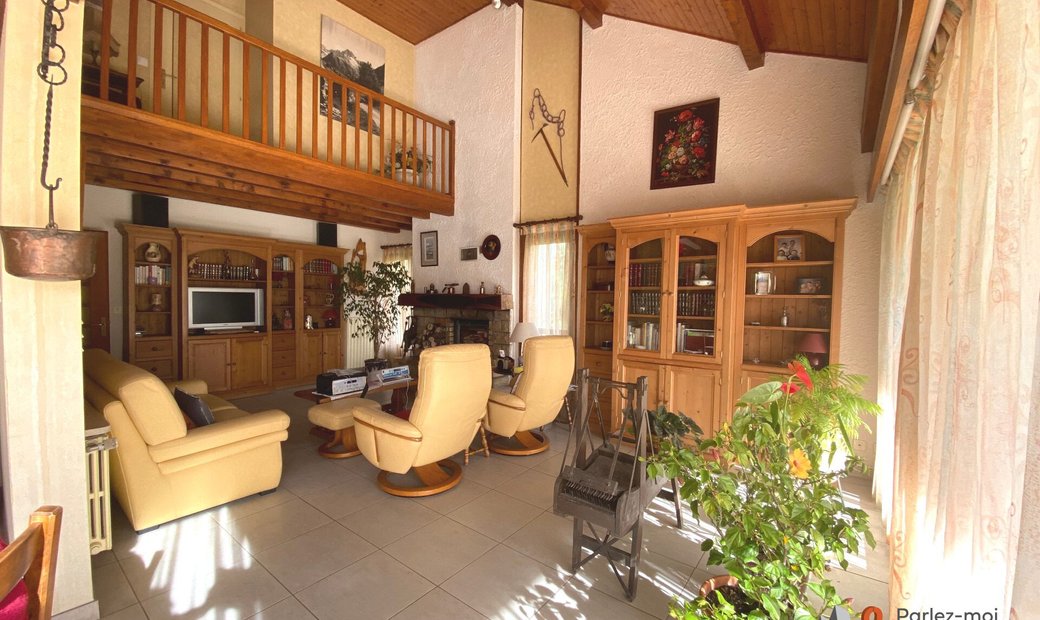 Dullin House In Dullin, Auvergne Rhône Alpes, France For Sale (15707478)