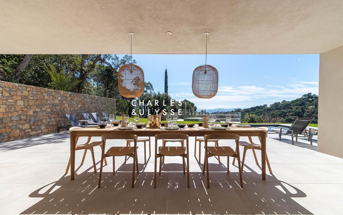 La Croix Valmer Villa In La Croix Valmer, Provence Alpes Côte D'azur ...