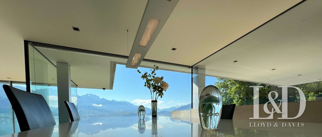 Annecy House In Annecy, Auvergne Rhône Alpes, France For Sale (15552766)