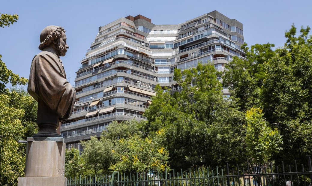 Granada Flat In Beiro, Granada, Spain For Sale (15701223)