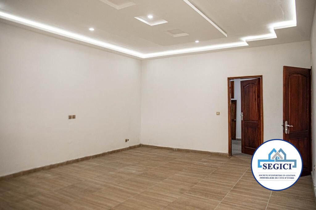 Yamoussoukro Villa In Yamoussoukro, Yamoussoukro District, Côte D ...