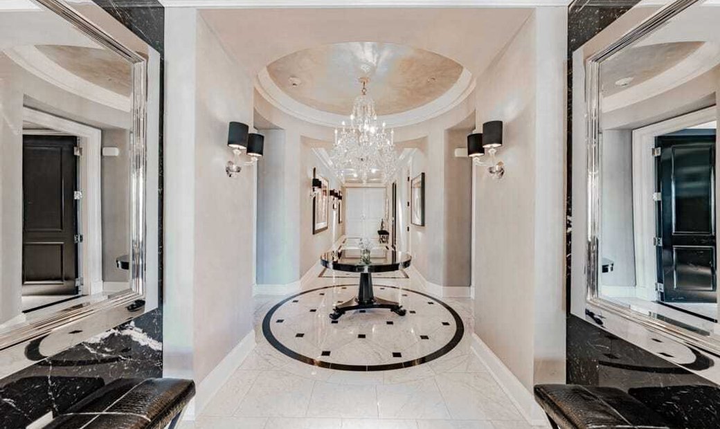 Sophisticated Sub Penthouse At The Ritz Carlton In Dallas, Texas ...