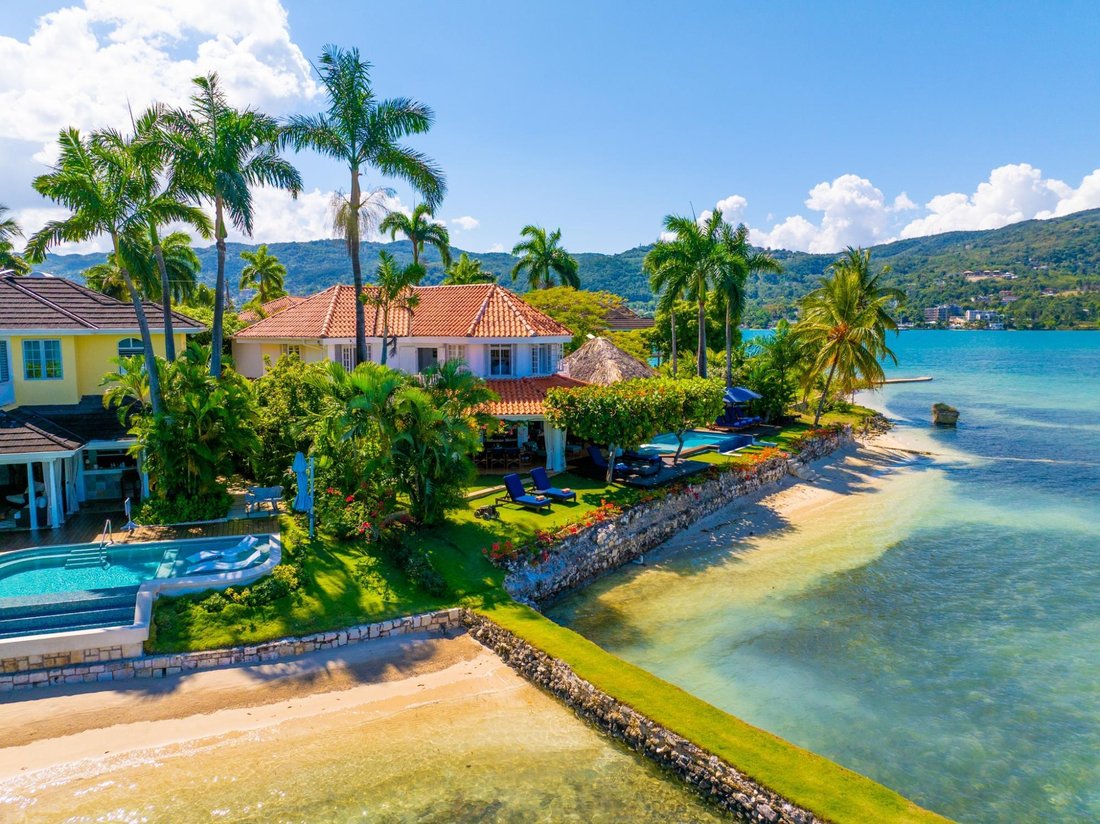 4 Bedrooms Apartment In Jamaica For Sale (15712951)