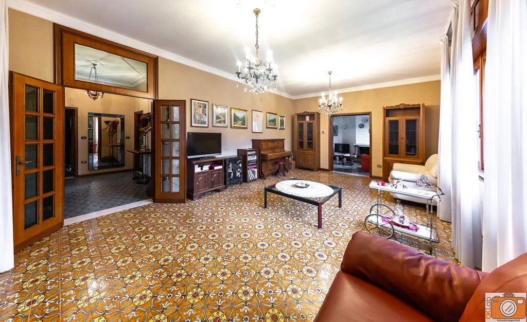 Parma House In Parma, Emilia Romagna, Italy For Sale (15714094)
