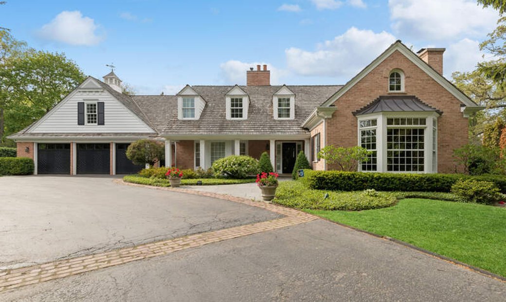 Classic Lake Forest Architecture Home In Lake Bluff, Illinois, United ...