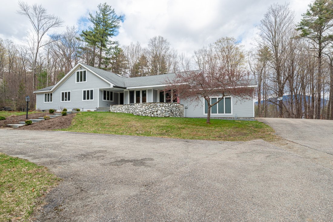 262 Powderhorn Road In 05255, Vermont, United States For Sale (15710256)