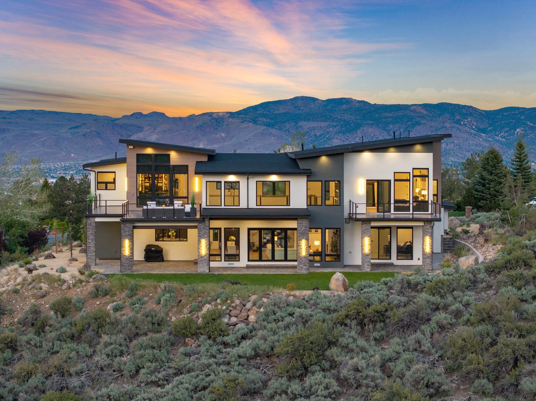 Contemporary Masterpiece Located On The 18th In Reno, Nevada, United ...