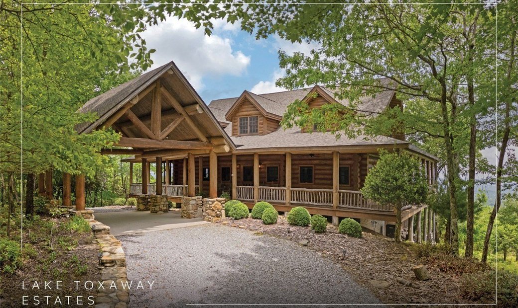 Rare Majestic Log Cabin Estate In Lake Toxaway, North Carolina, United ...