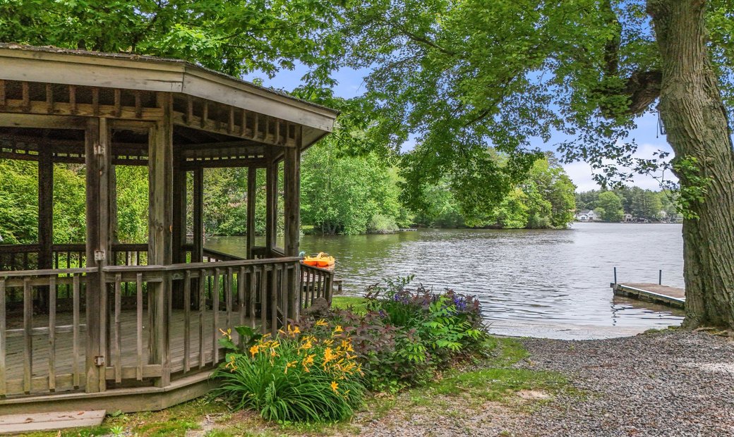 100 Oakridge In North Attleborough, Massachusetts, Vereinigte Staaten ...