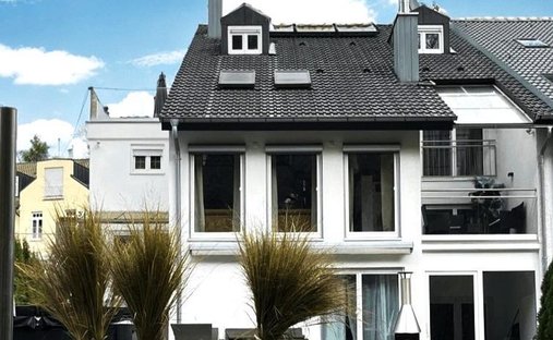 Luxury houses for sale in Weingarten, Baden-Württemberg, Germany ...