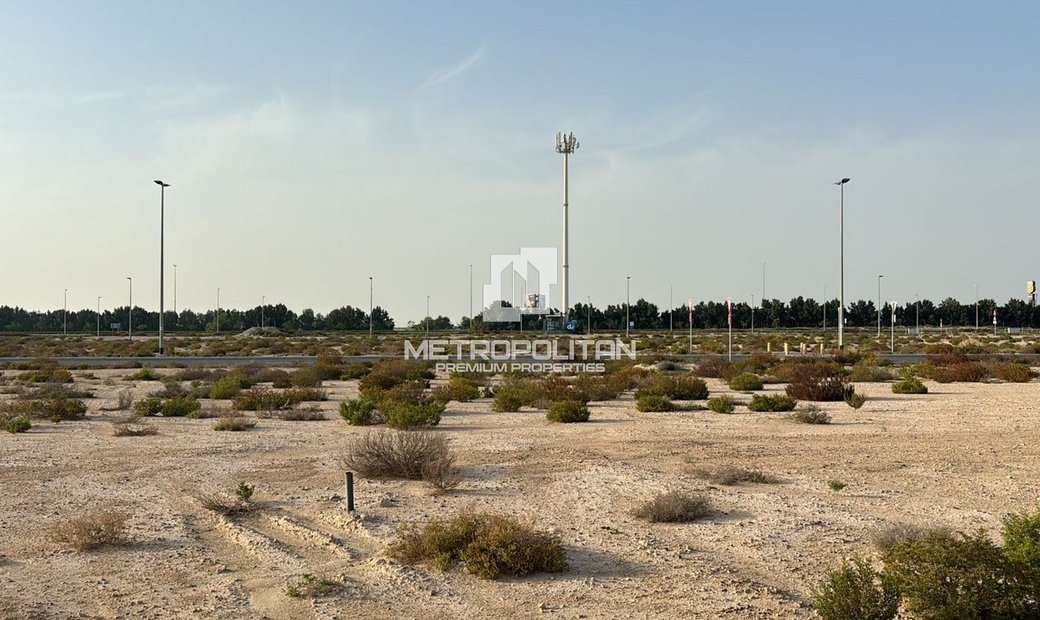 G Plus 4 Building Plot | 2 Corner Plots | In Dubai, Dubai, United Arab ...