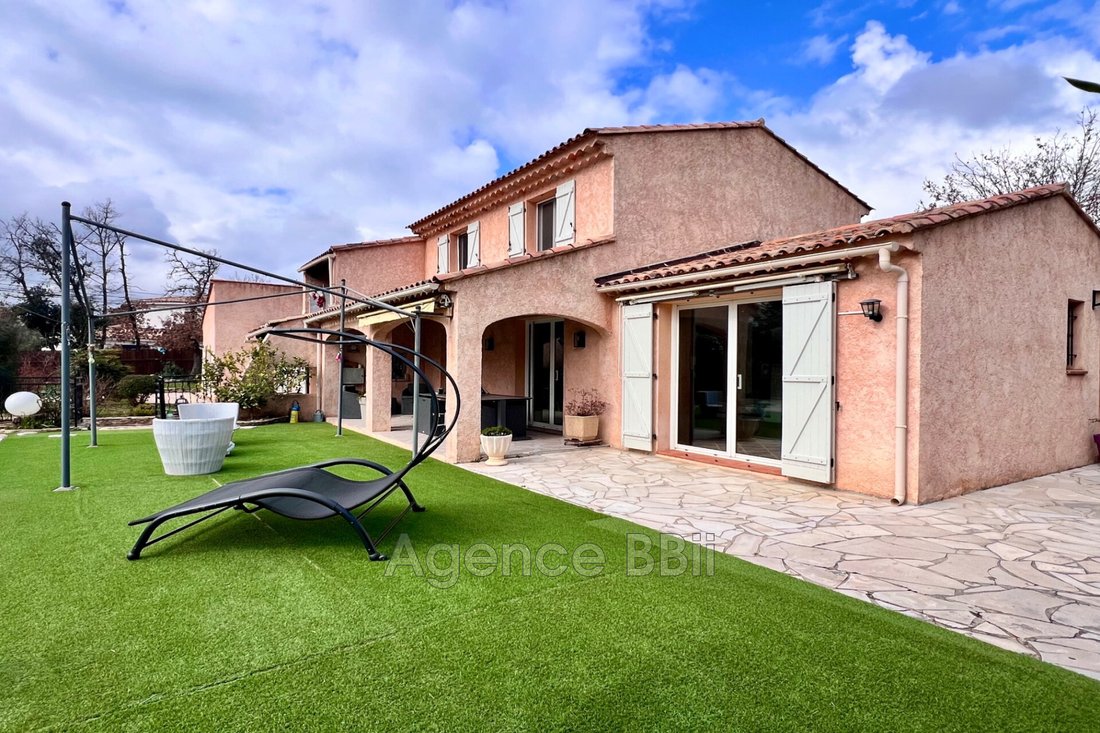 Villa Lorgues In Lorgues, Provence Alpes Côte D'azur, France For Sale ...