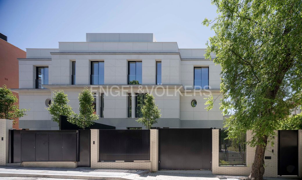 Modernity In The Best Area Of El Viso · Madrid In Chamartín, Madrid ...