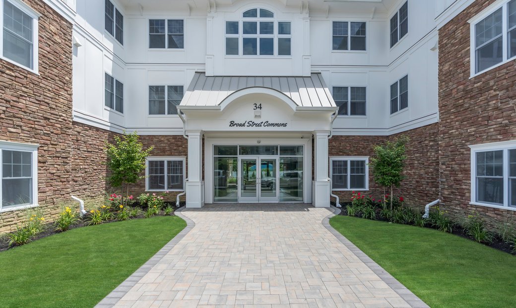 Broad Street Commons In Manasquan, New Jersey, United States For Sale ...