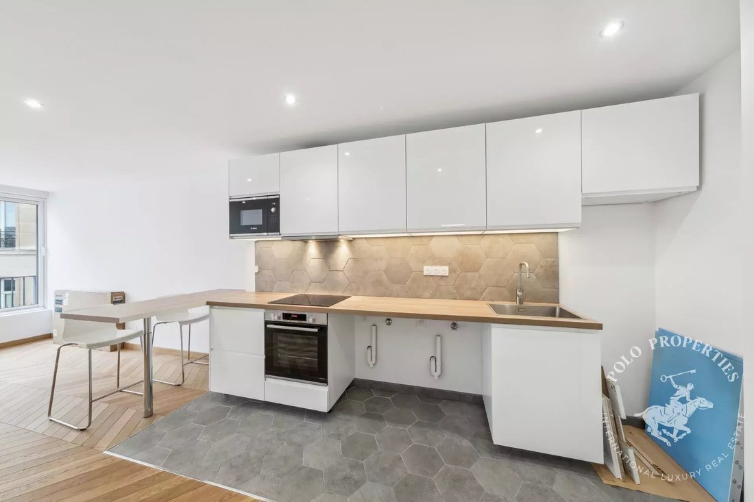 Charming Renovated Studio Apartment – Friedland In Paris, île De France ...