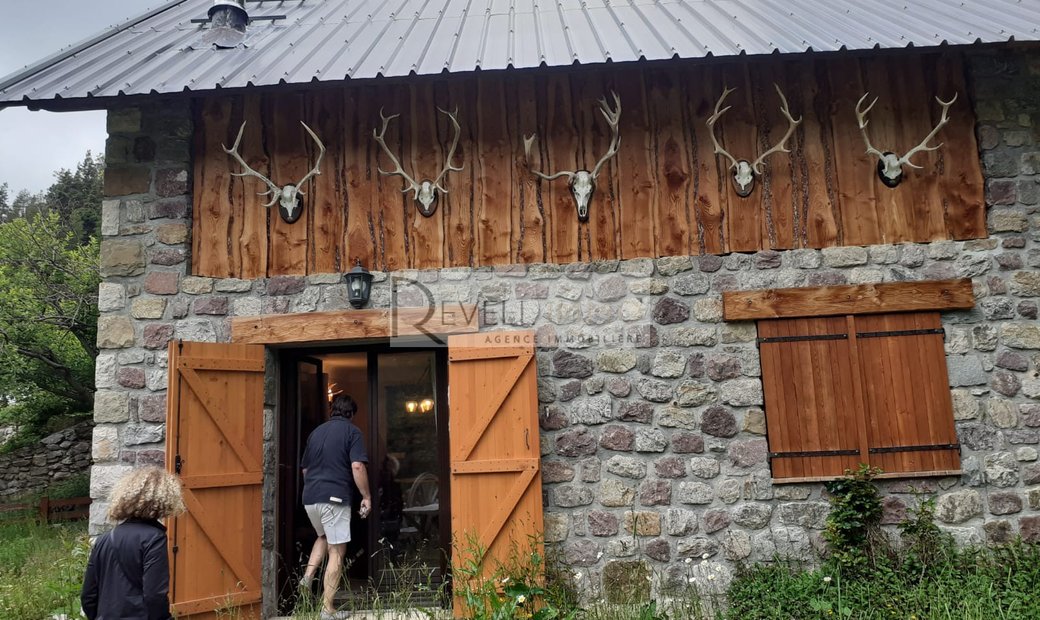 Stunning Chalet In Belvédère In Belvédère, Provence Alpes Côte D'azur, France For Sale (15723313)