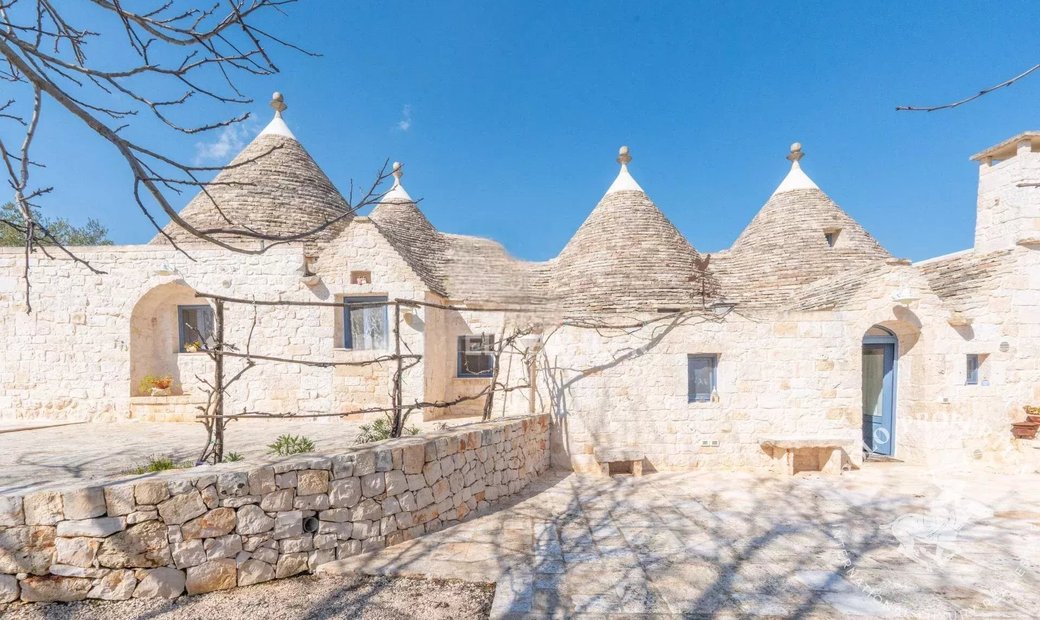 Trulli In Locorotondo, Apulia, Italy For Sale (15726323)