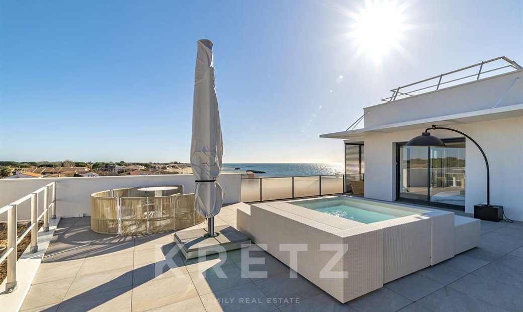 Exceptional Seafront Penthouse In Agde, Occitanie, France For Sale (15729066)