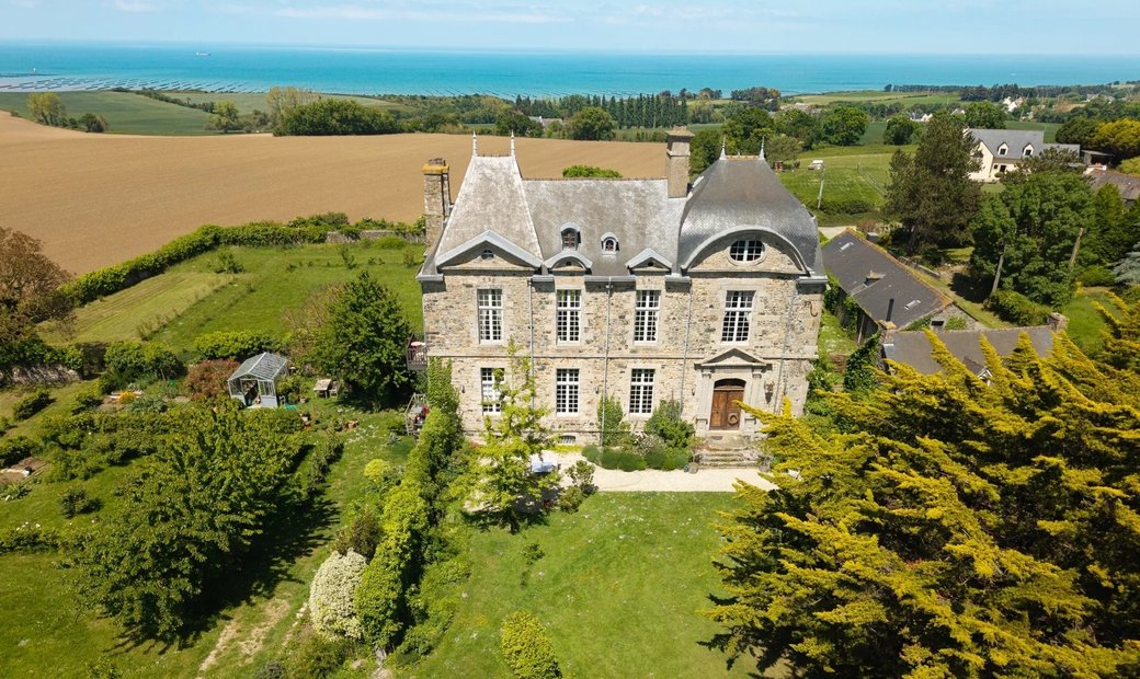 Lamballe Magnificent 18 Th Century Castle In Lamballe Armor, Brittany ...