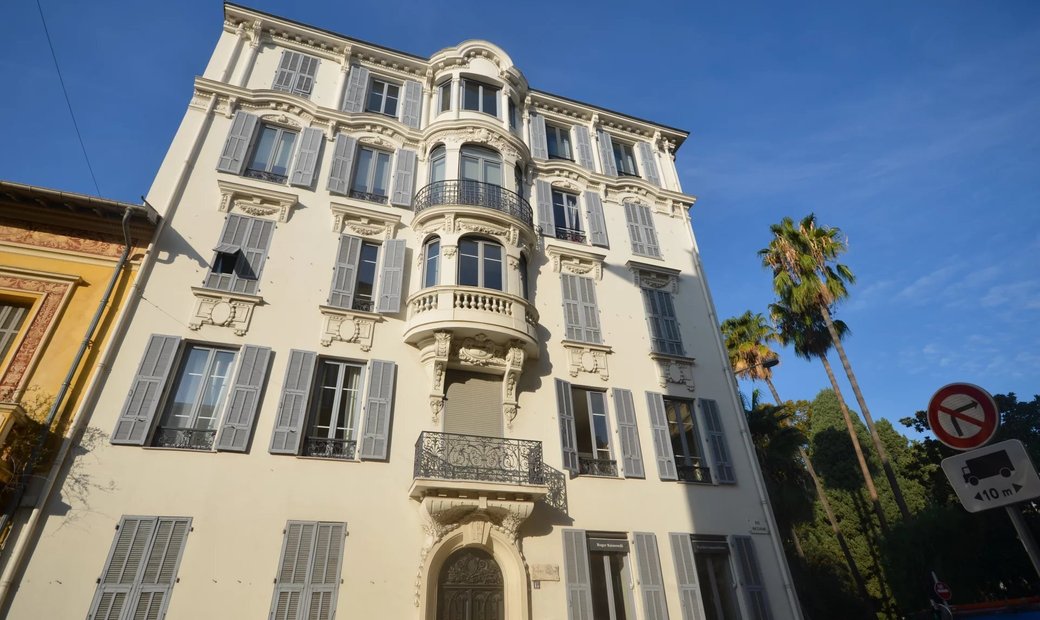 4 Rooms/ Carre D'or/ Balconies/ In Nice, Provence Alpes Côte D'azur ...
