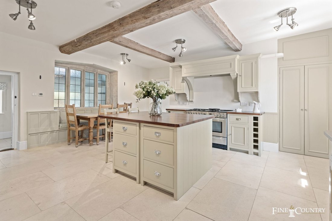 6 Bedroom Detached House For Sale In Baston In Baston, England, United ...