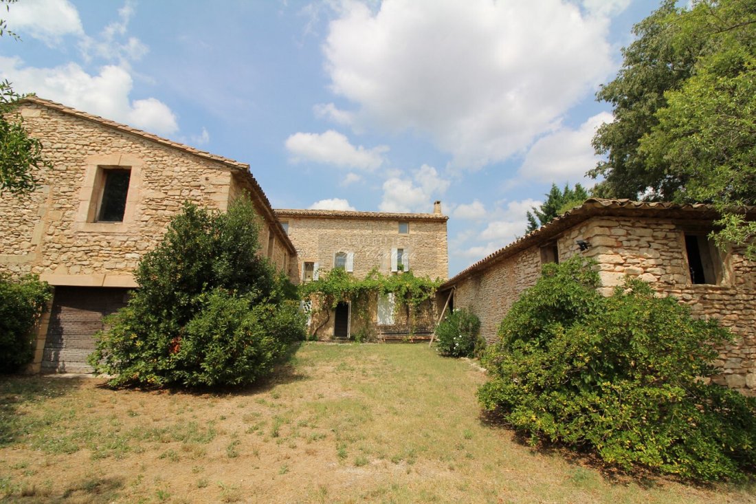 Propiedad Para Restaurar En Venta En Gordes, Provenza Alpes Costa Azul ...