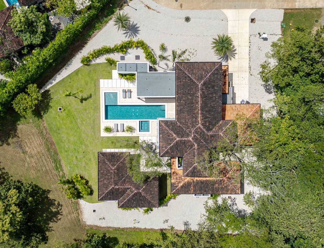 Tropical Chic 6 Bedroom Mansion In Pinilla, Guanacaste Province, Costa ...