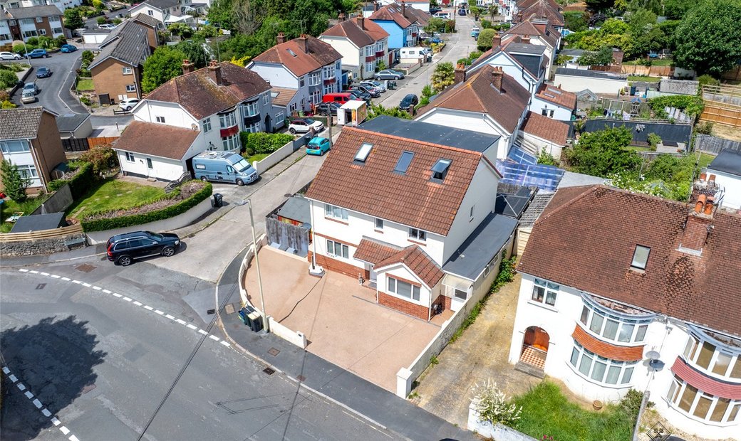 House, Barnhill Road, Kingskerswell, In Kingskerswell, England, United ...