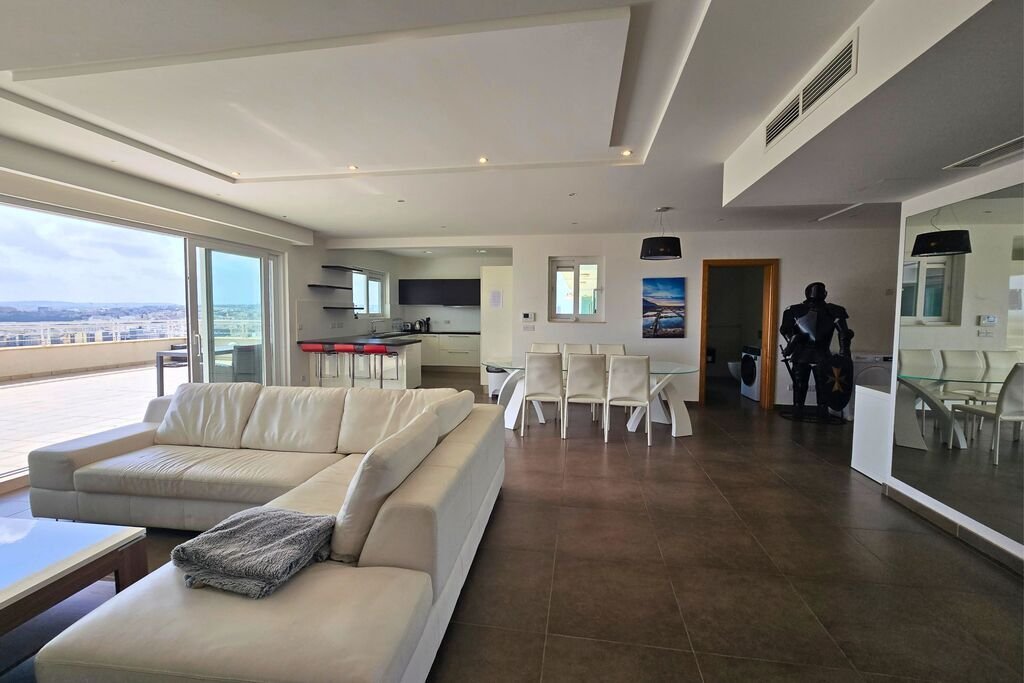 Fort Cambridge Penthouse In Sliema, Malta For Sale (15428470)