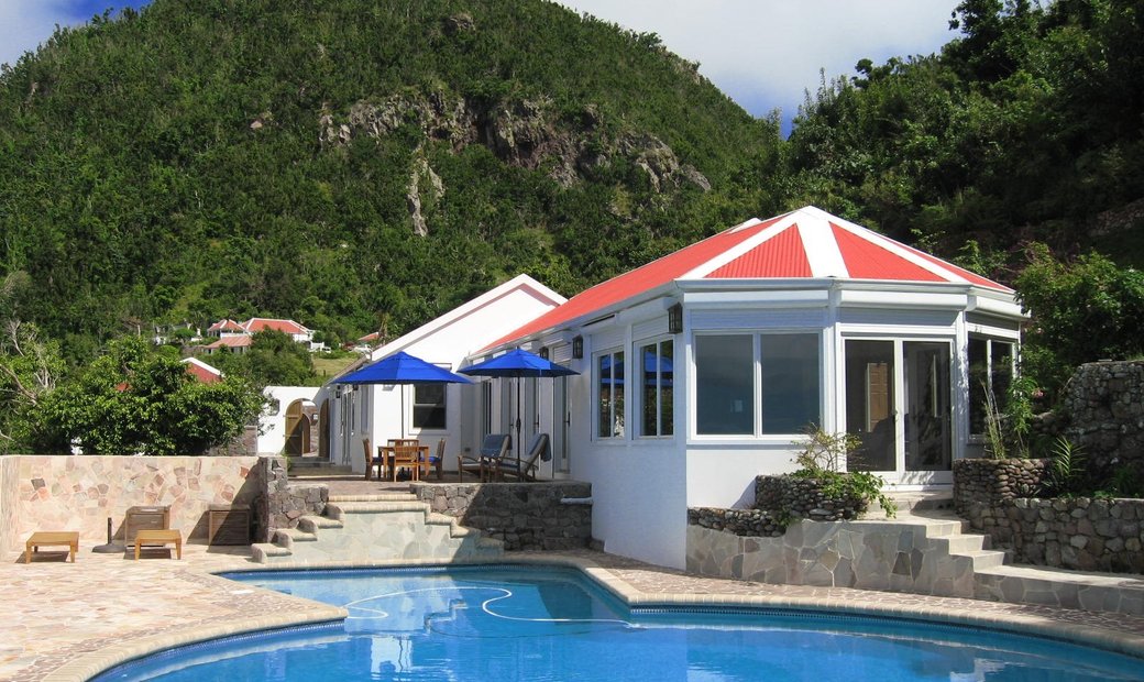 Champagne Cottage, Saba Island In The Bottom, Saba, Caribbean ...