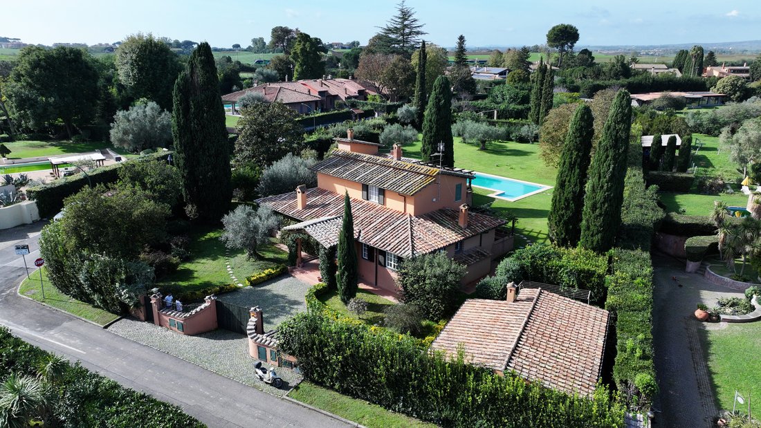 Detached Villa Olgiata In Rome, Lazio, Italy For Sale (15173420)