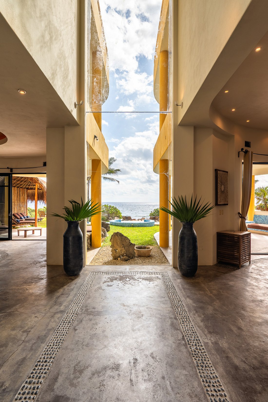 Punta Sur 9 Bedroom Beachfront Villa In Akumal, Quintana Roo, Mexico ...