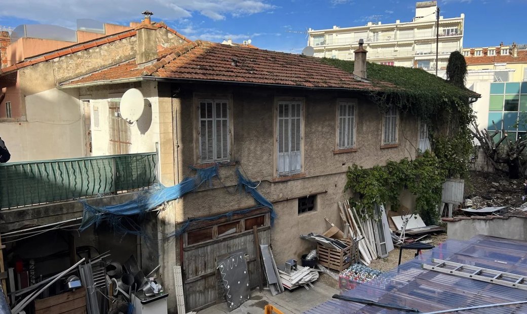 Two Level Building To Renovate – In Cannes, Provence Alpes Côte D'azur ...