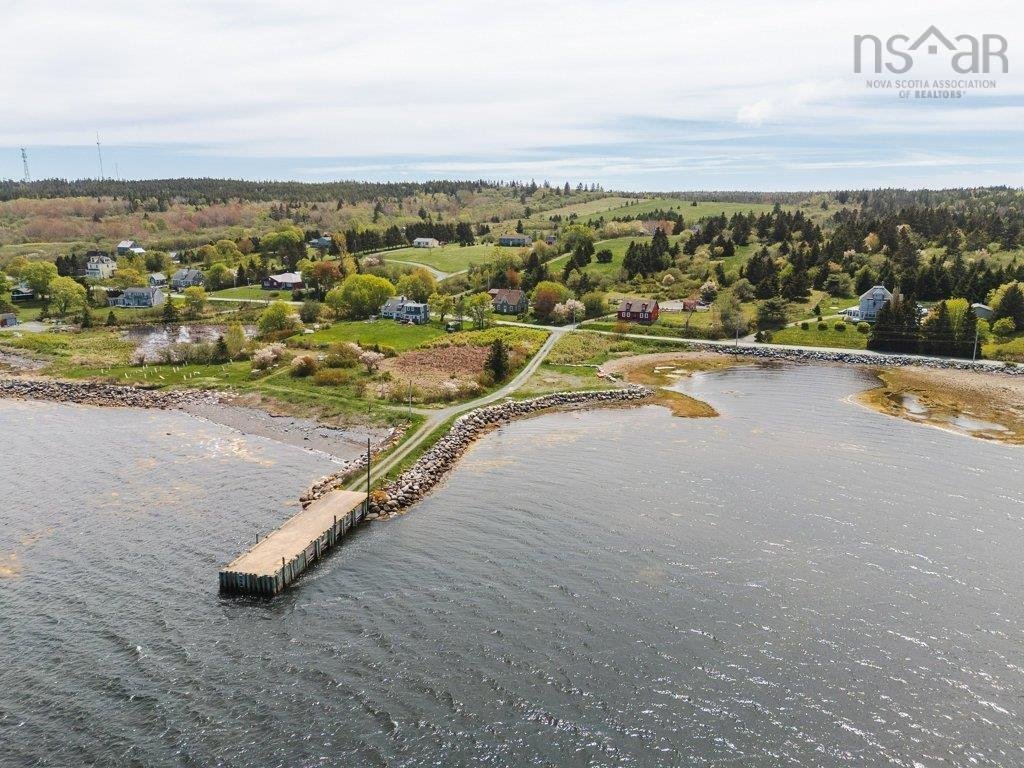 Charming Renovated Cape On 1.12 Acres In Lower Rose Bay, Nova Scotia ...
