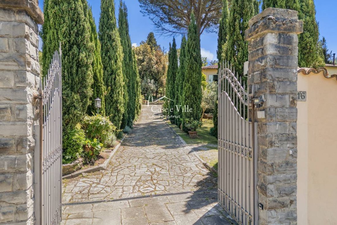 Villa Florence In Florence, Tuscany, Italy For Sale (15743564)